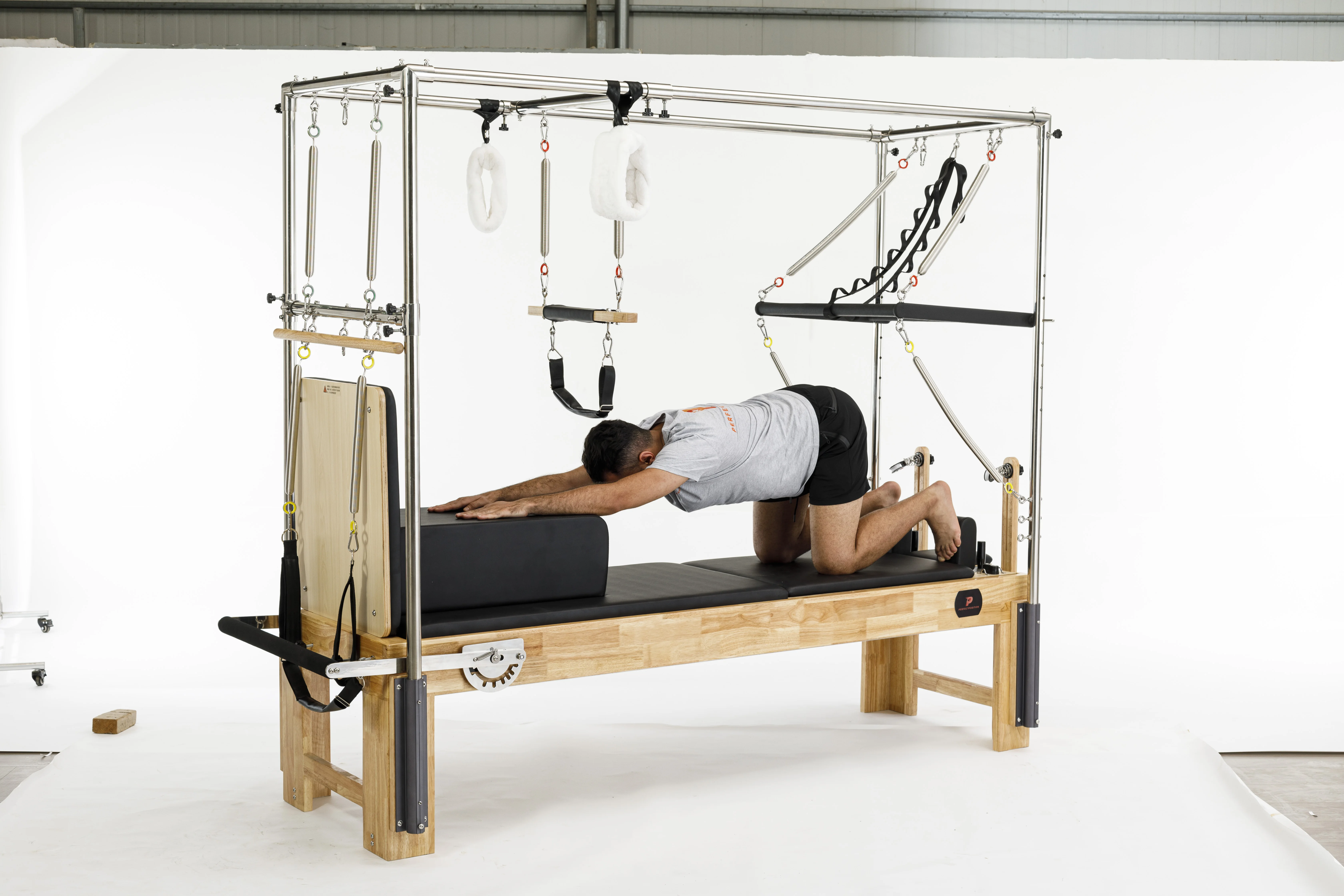 Pilates Cadillac Reformer 3 In1 Cadillac Trapeze Tables Full Rack ...