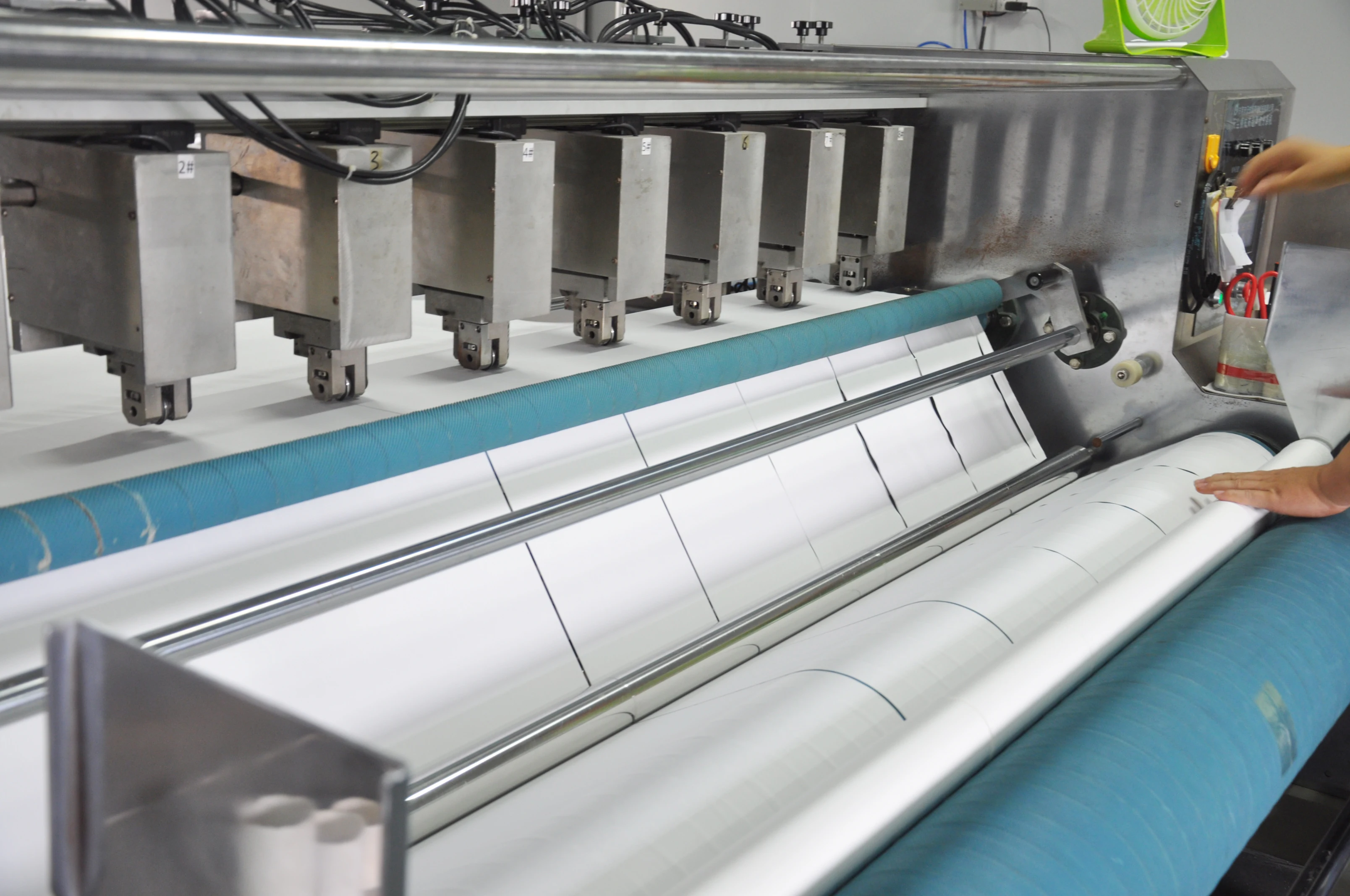 Oem Low Density Polyethylene Cleanroom Tacky Mat Sticky Mat Dust Remove ...