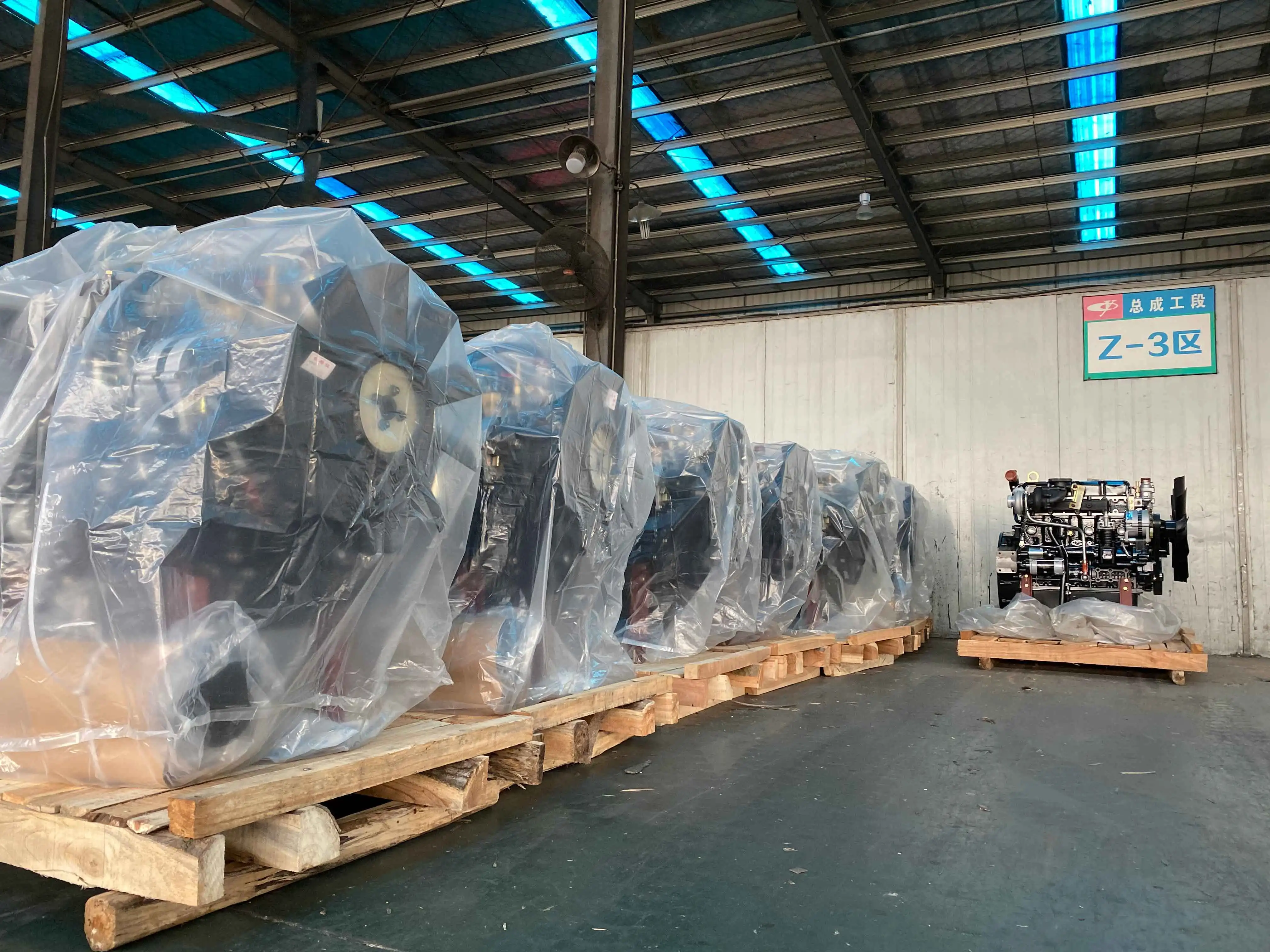 2 Cylinder 40 Hp Marine Engine Diesel Yuchai Universal Marine Diesel ...