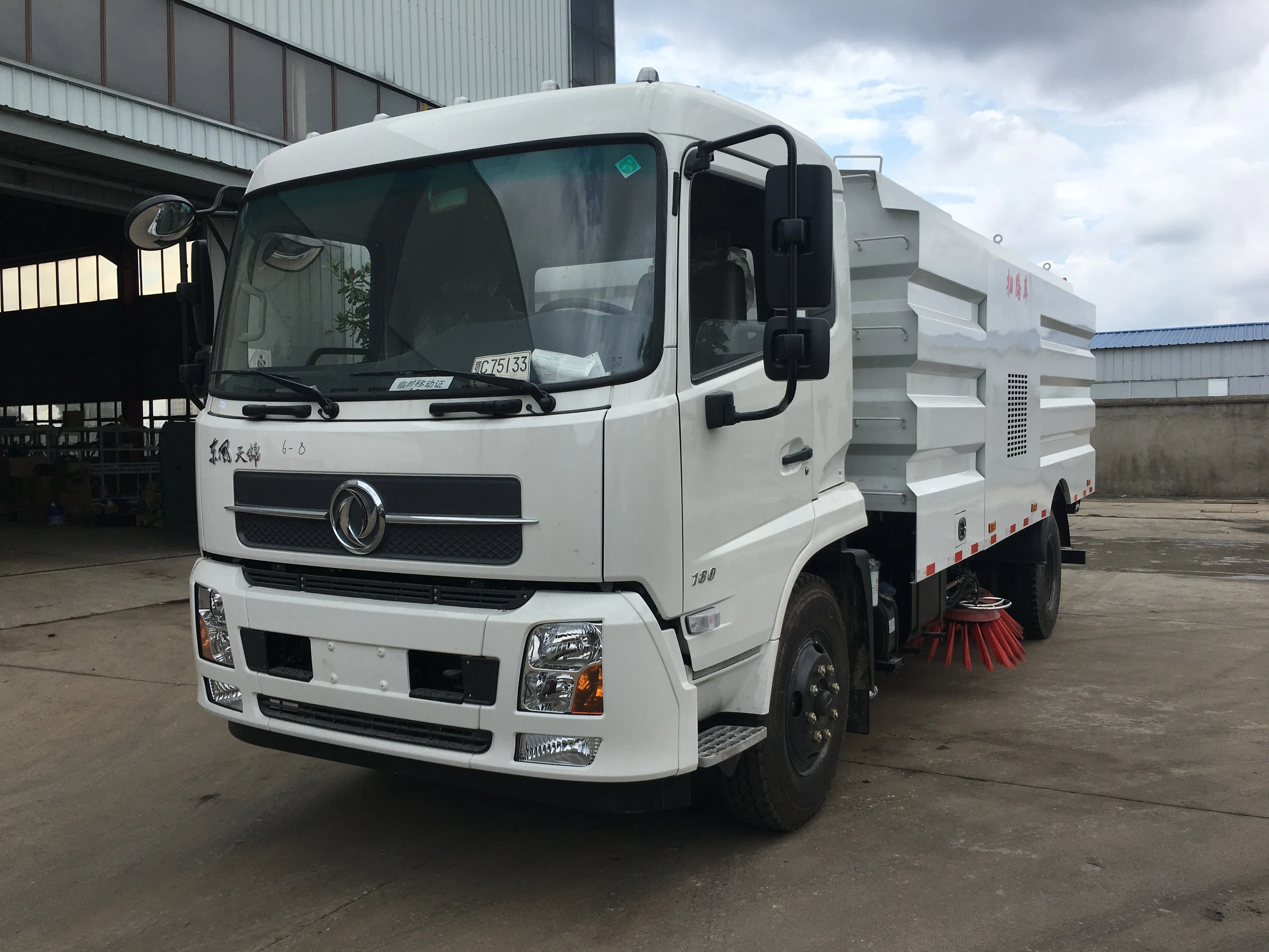 Xdr 3000 Liters Water Tank Mini Vacuum Road Sweeper Truck For Nigeria - Buy Nigeria Road Sweeper ...