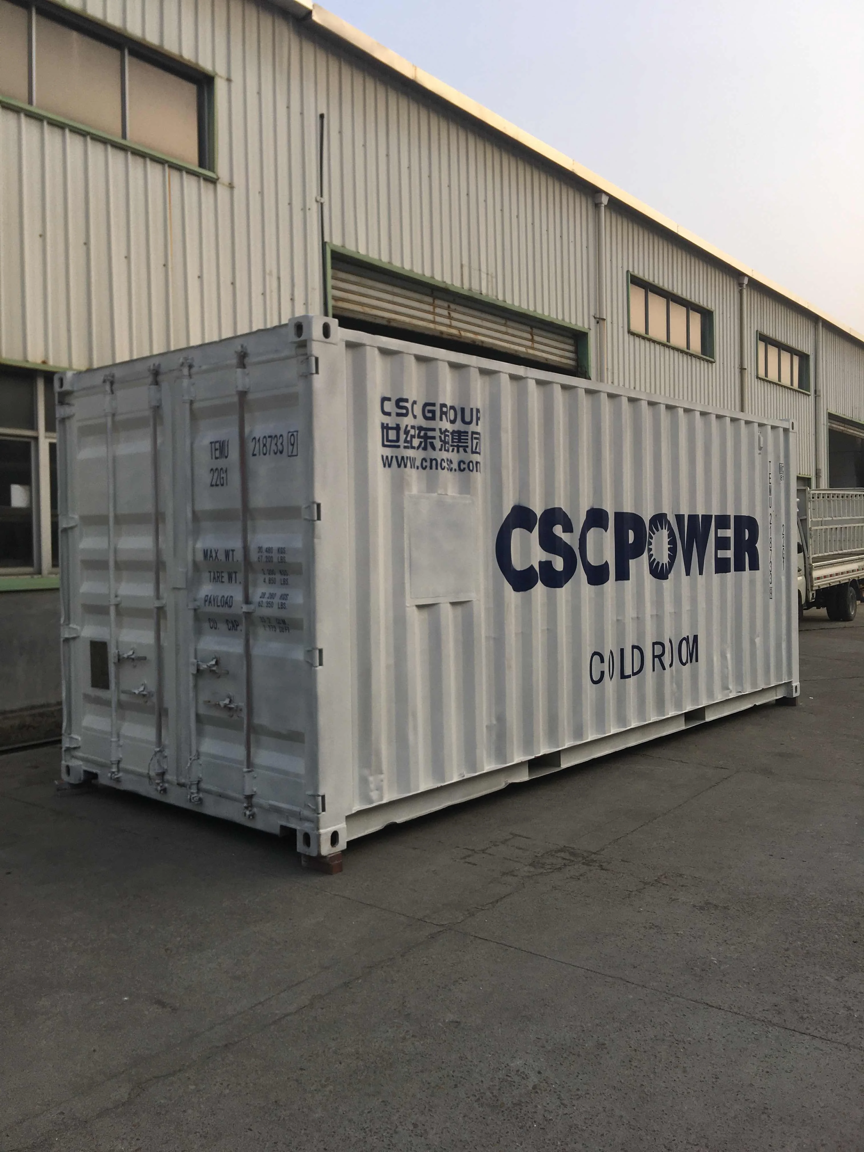 20ft And 40ft Solar Power Container Cold Room For Storage Fish Chicken ...