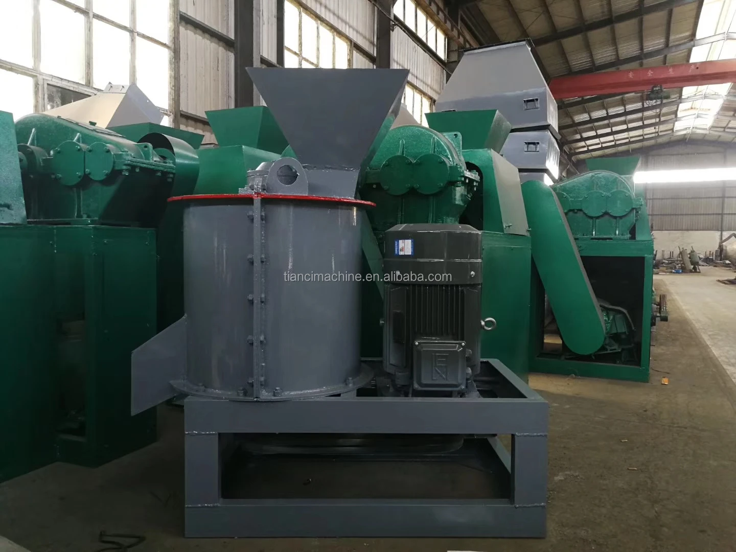 Biomass Organic Fertilizer Wet Material Crushing Equipment - Buy Wet ...