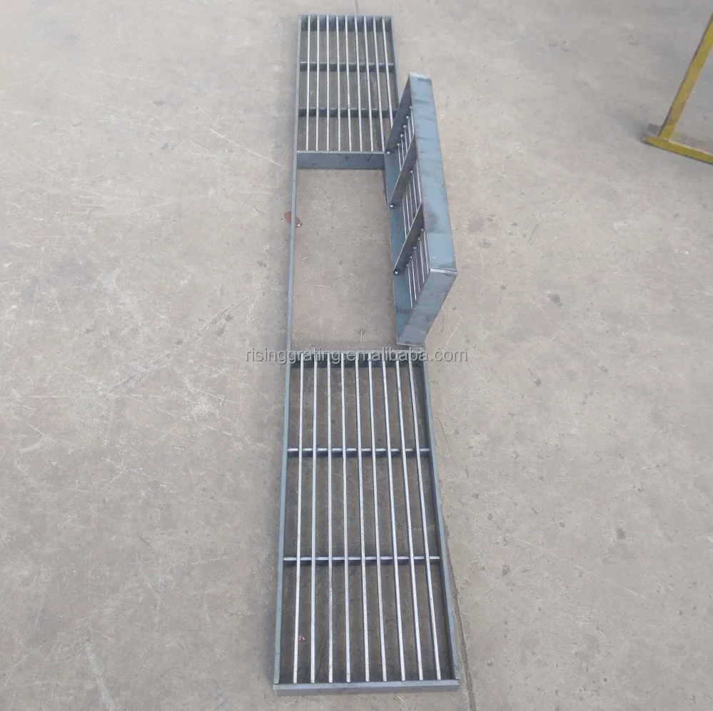 Singapore LTA HDB Type Apron Drain Grating with Hinged Panel