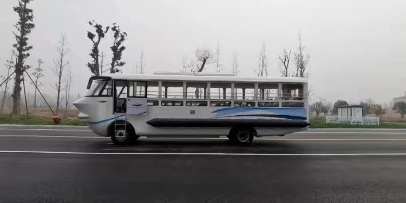 Luxury Tour Coaches - Amphibious Bus Boat for Sightseeing