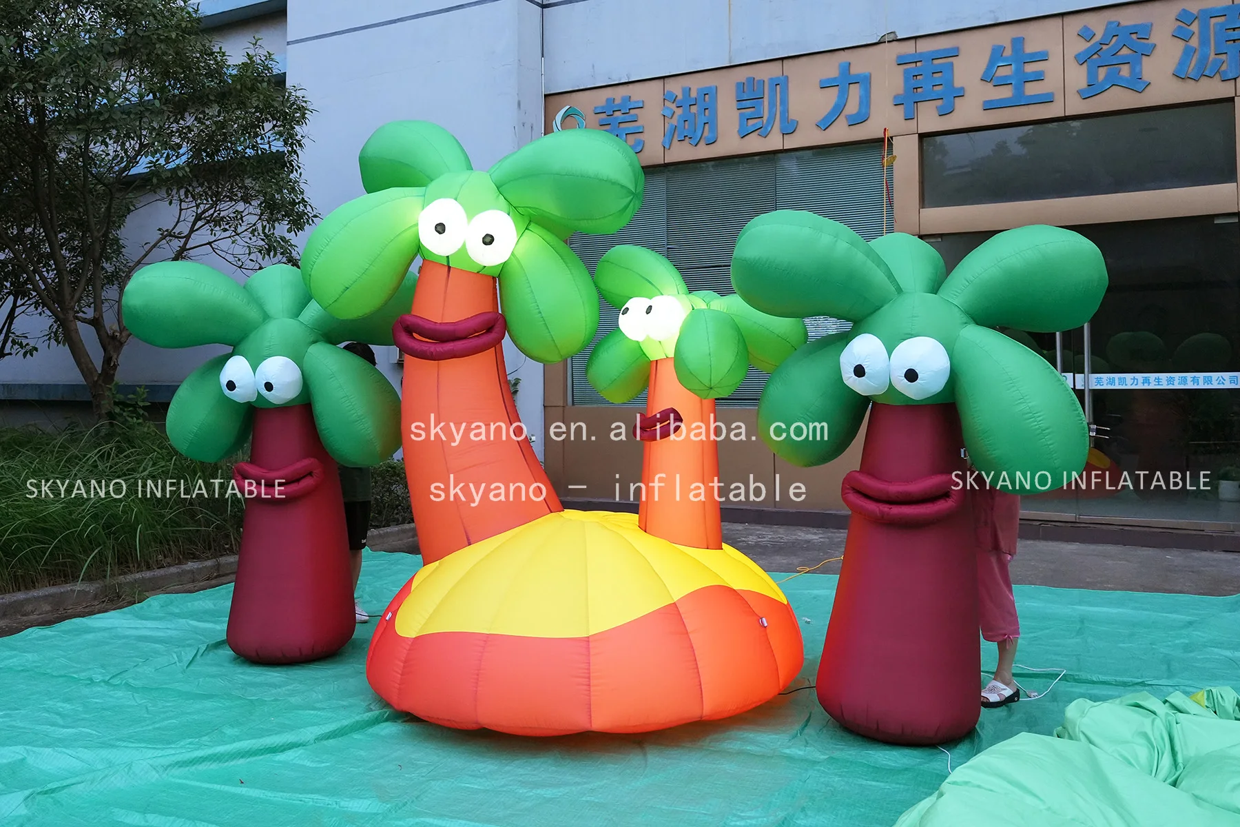 Custom Inflatable Sausage Mouth Cartoon Coconut Tree Model Advertising ...