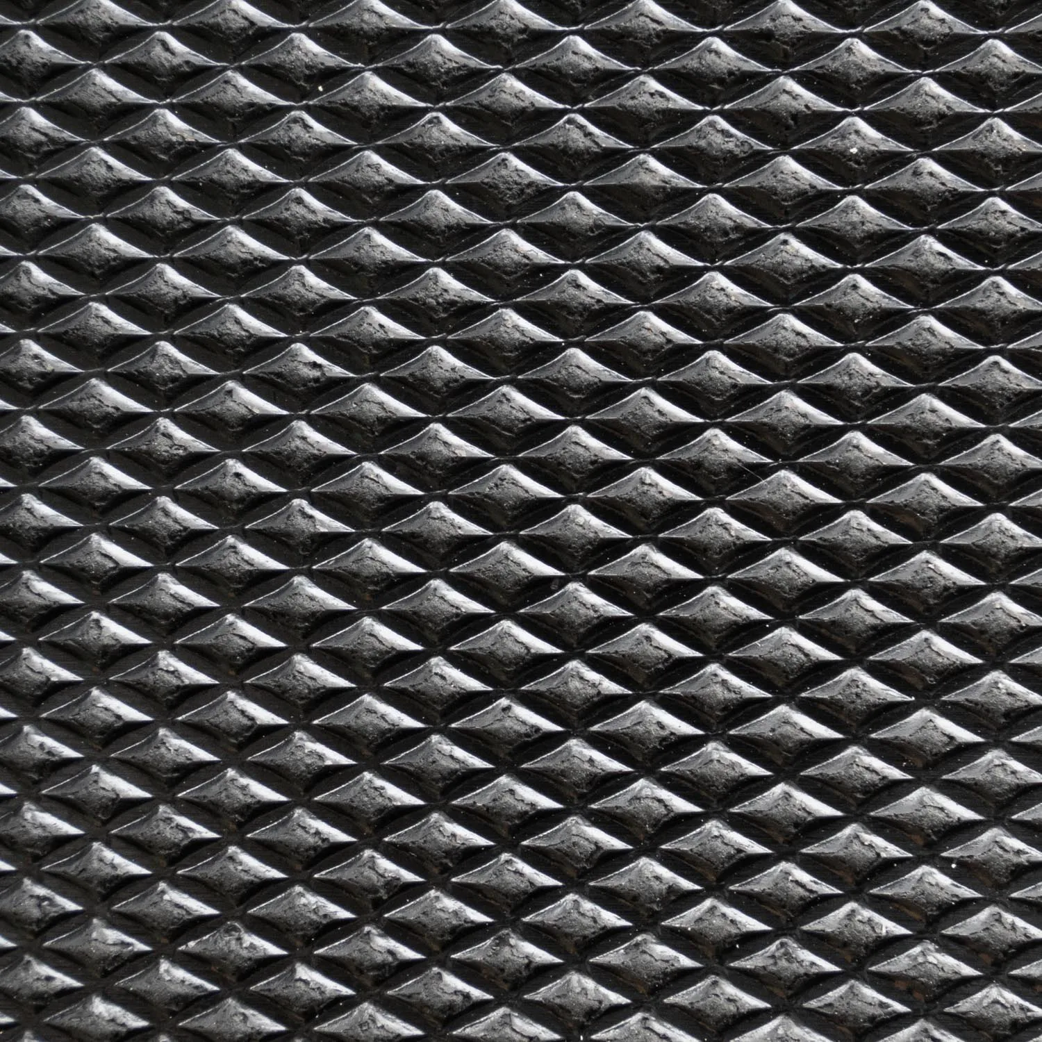 Pyramid Rubber Matting - Durable Industrial Flooring