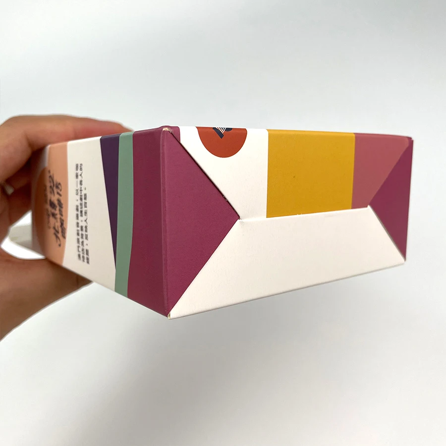Luxury Hotel Amenities Set - Custom Cardboard Packaging