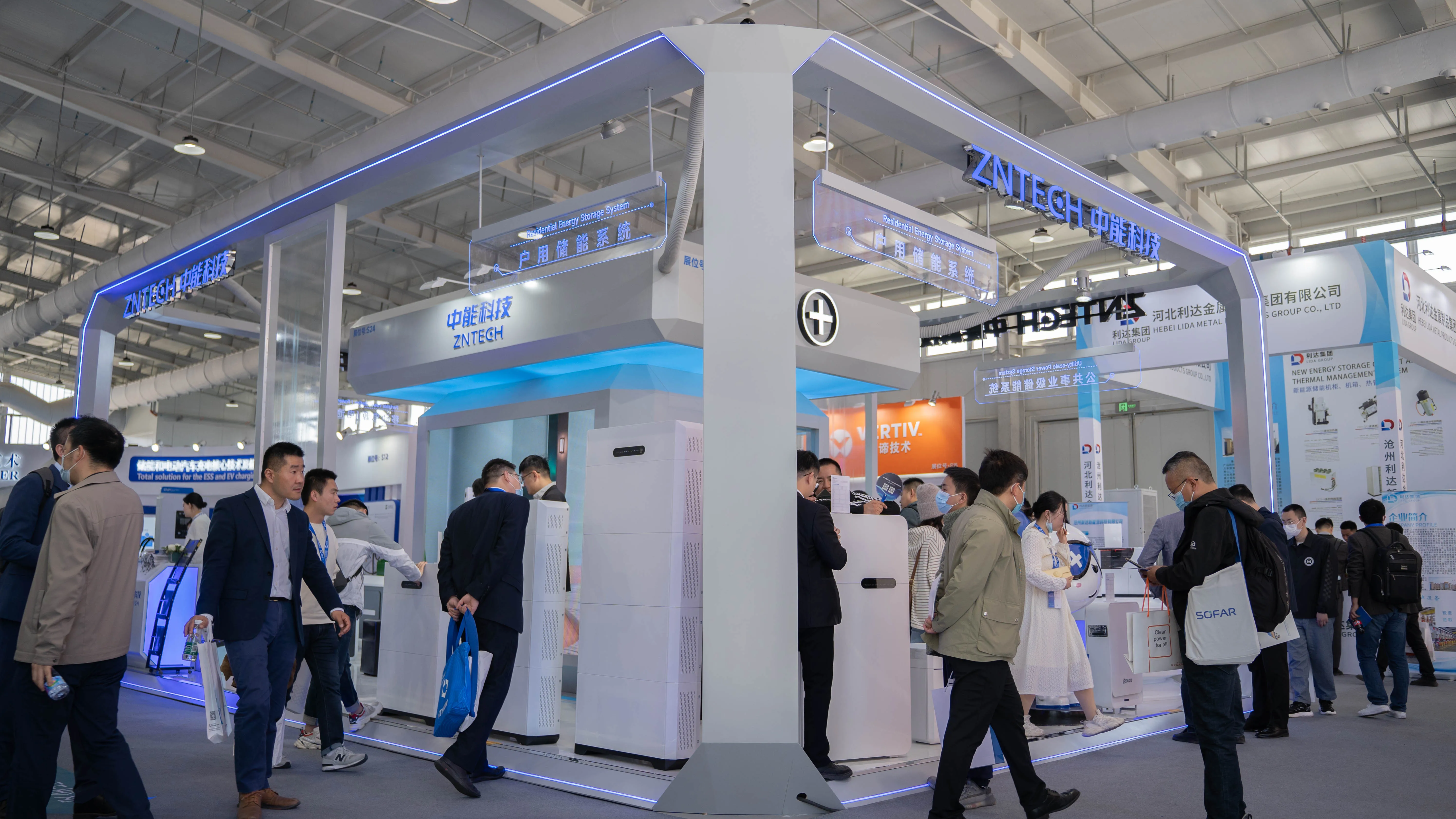 All-in-one Energy Storage System Robust Energy Storage Solution With C4 ...