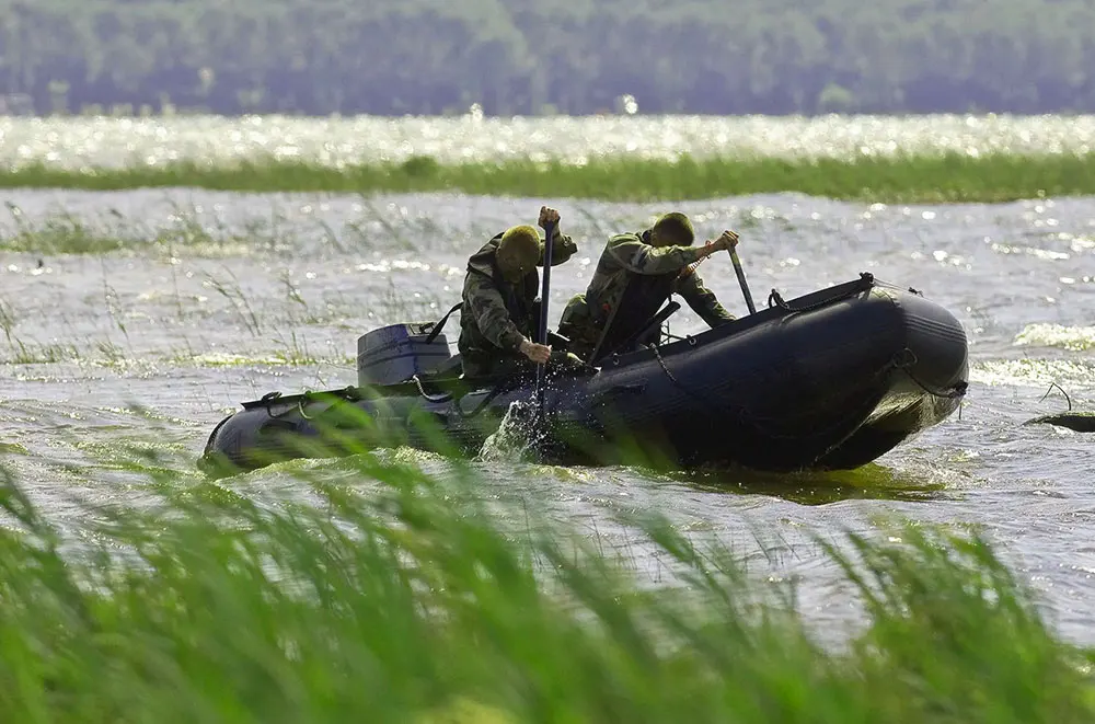 Surplus Boats for Sale - Hypalon Foldable Rigid Inflatable Boat