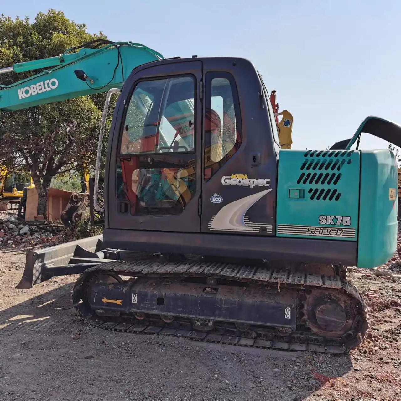 Used Japan Excavator Kobelco-sk75 Quality Wholesale Price Digger ...