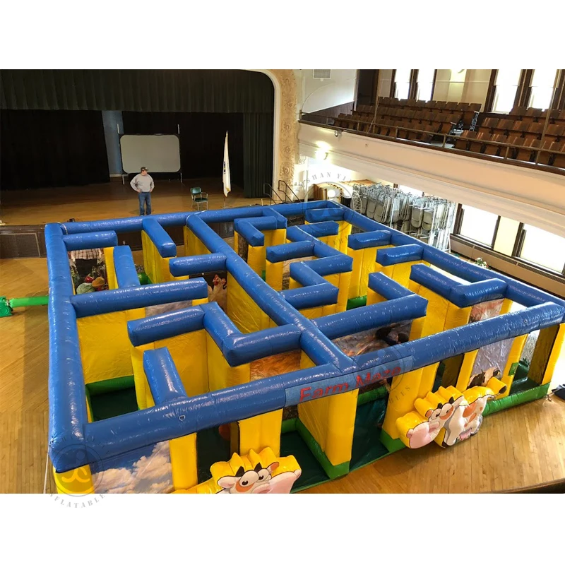 Scary Halloween PVC Outdoor Bouncy Inflatable Maze
