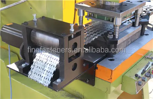 Most Efficiency Razor Blade Barbed Wire Mesh Making Machine - Buy Razor ...