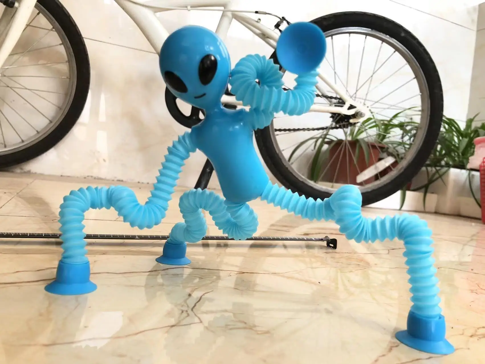 Soododo Changeable Saucer Man Design Pop Tube Toy Led Stress Relief ...