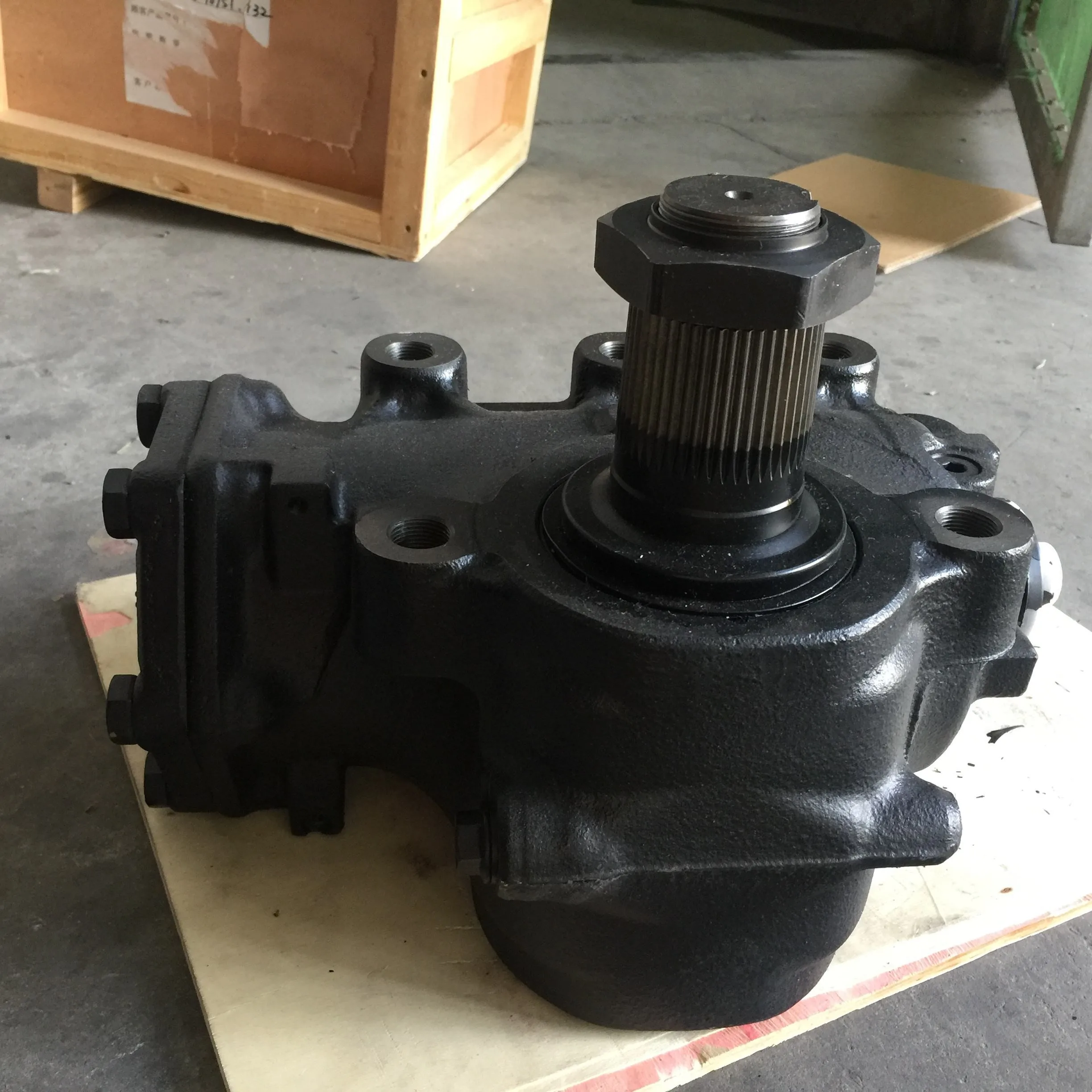 SINOTRUK HOWO Truck Parts - Power Steering Gear Assembly
