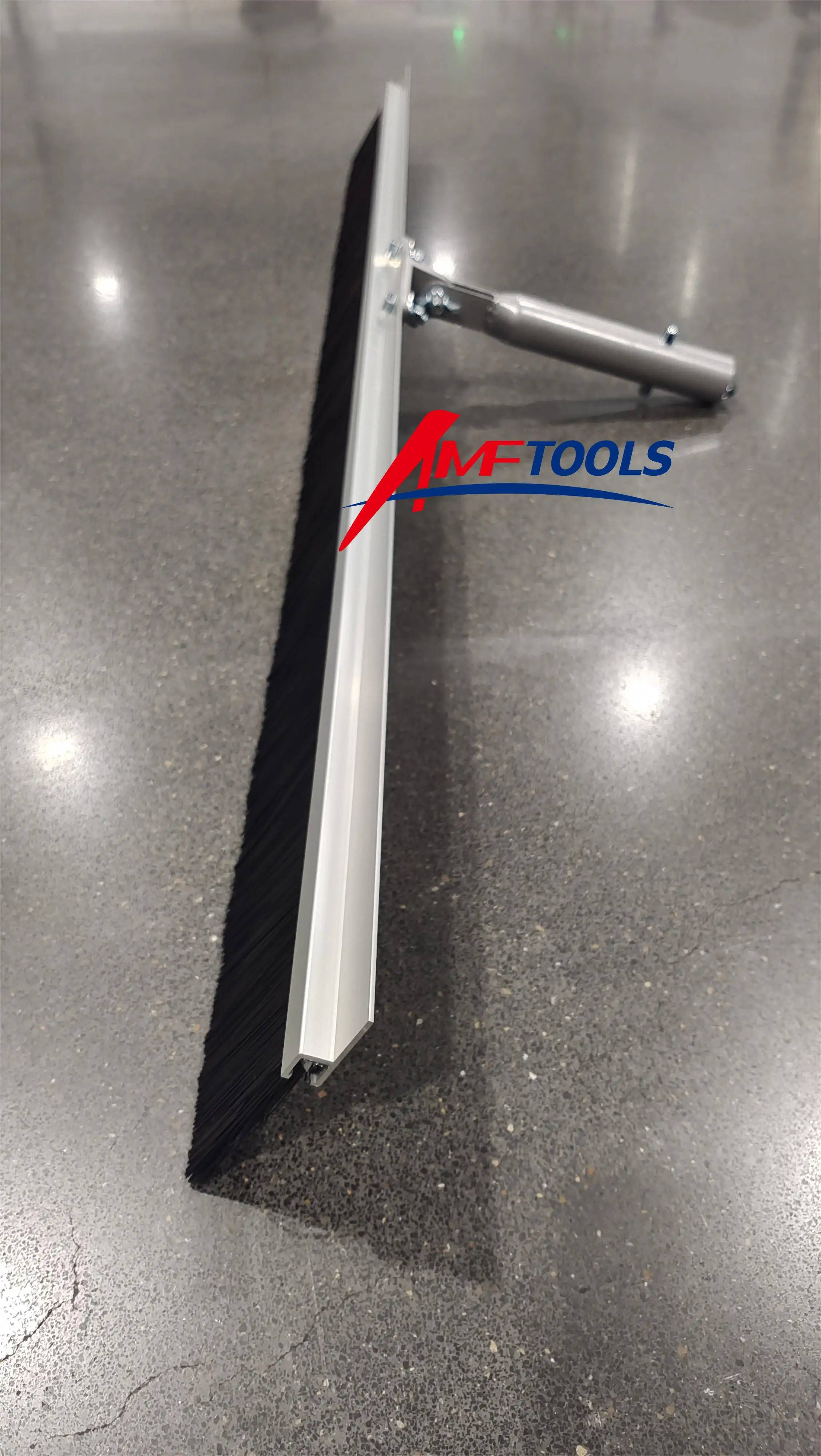 AMF TOOLS Construction Hand Tool Texture Broom - Aluminum Backed