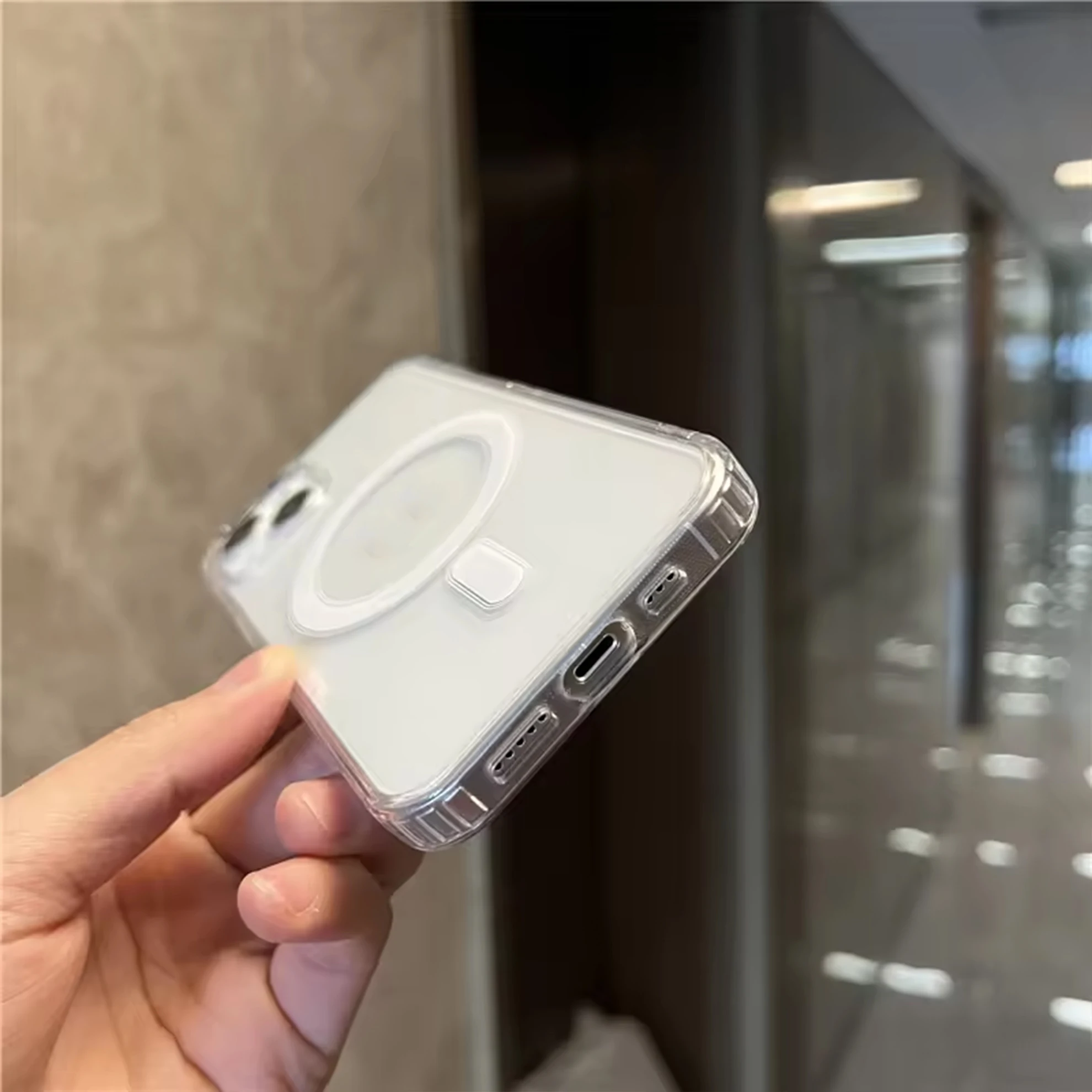 Original Clear Transparent Magnetic Shockproof Case for Iphone 16 Pro Max