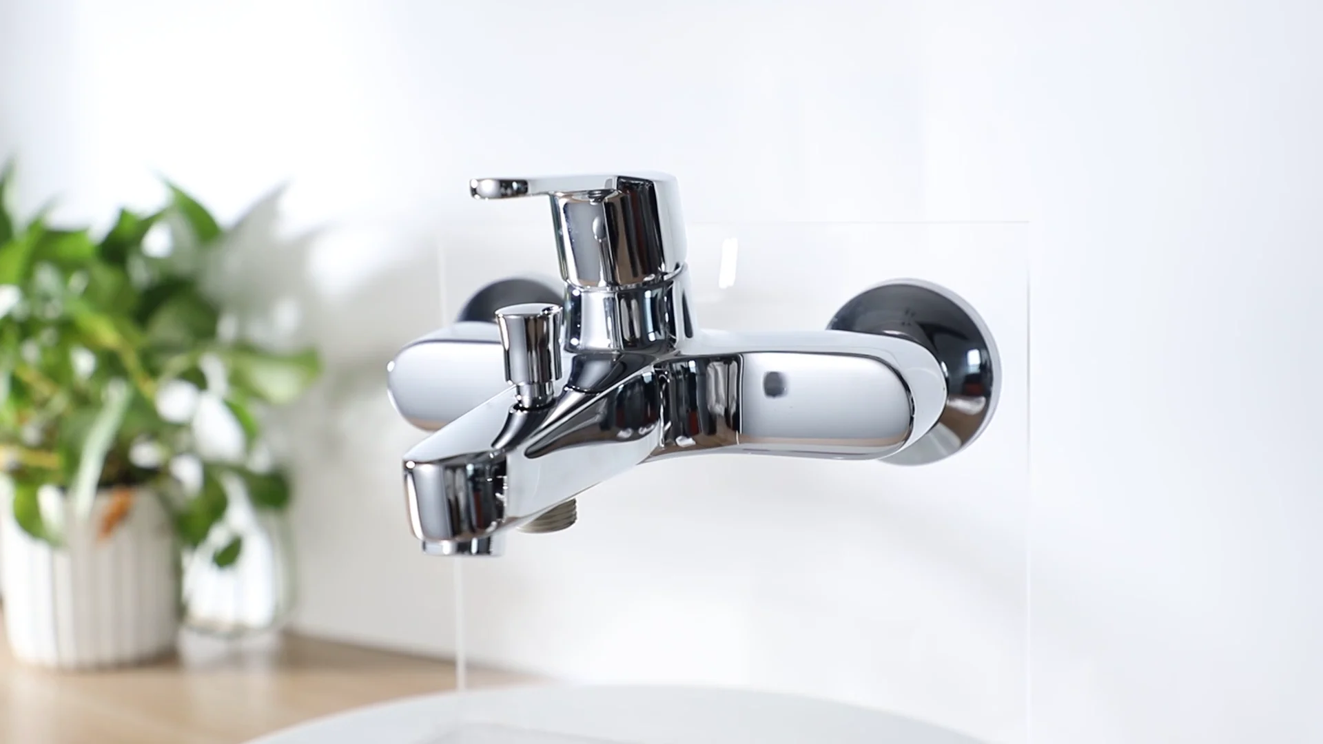 Hot Cold Water Bath Shower Sanitary Mixer - Buy Bath Shower Sanitary ...