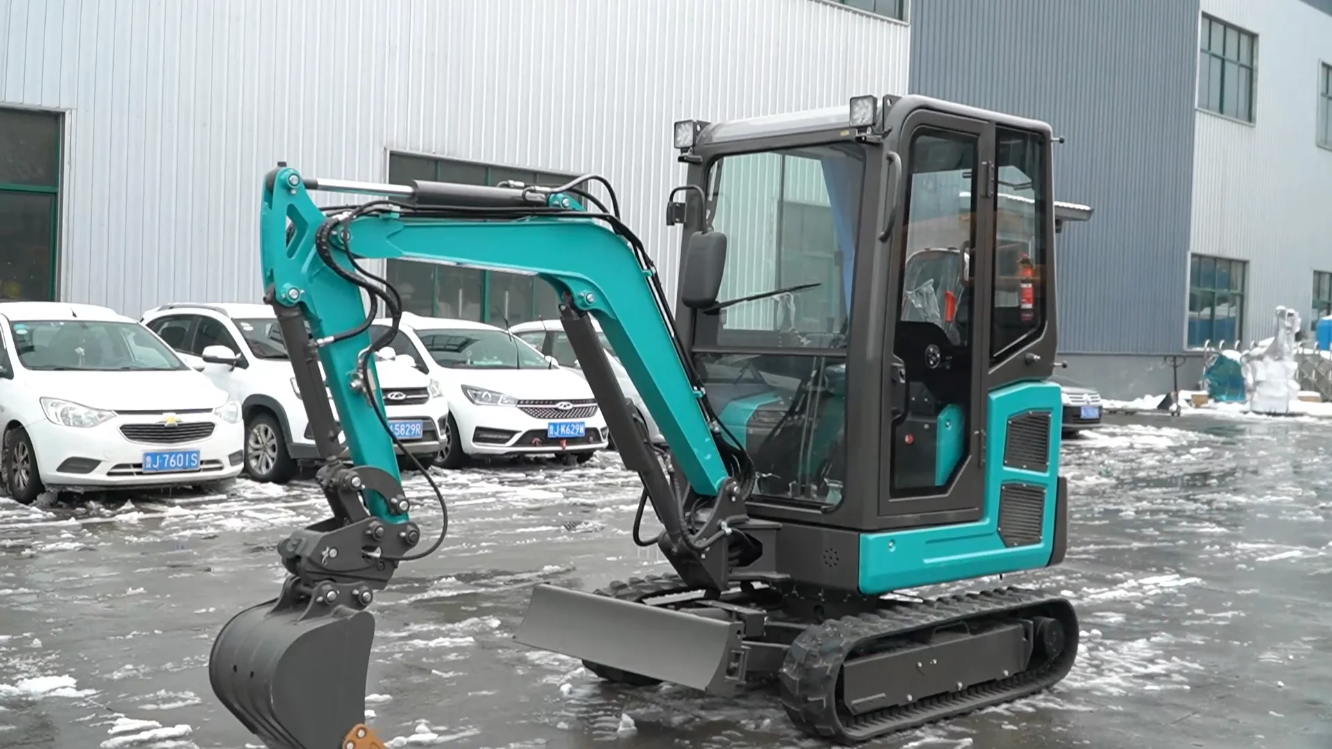 Crawler Type Mini Excavator Home Use Farms Manufacturing Plant Kubota ...