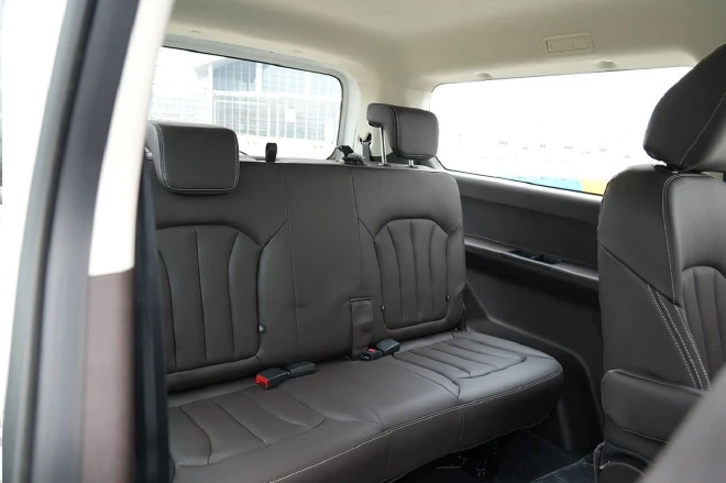 BAW Ace M7 New Energy Standard Axis EV MPV for Family Travel