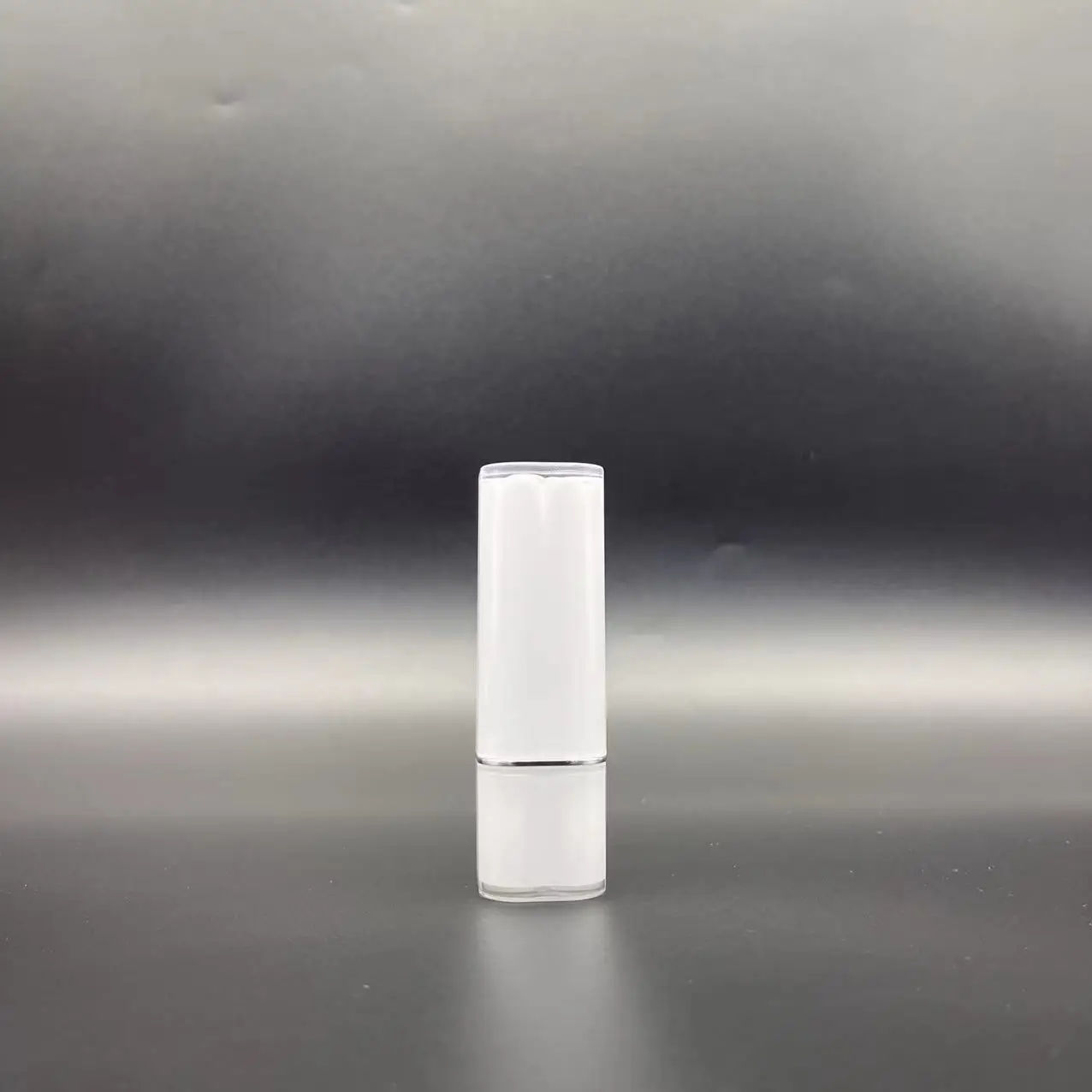 Cosmetic Ps Material Fillable Luxury Lip Balm Tube Lipstick Tube ...