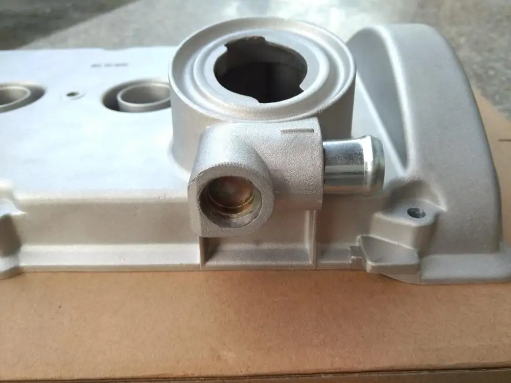 Cylinder Head Valve Cover For Vw Mk4 Golf Iv Jetta Iv 1.8t Oe ...