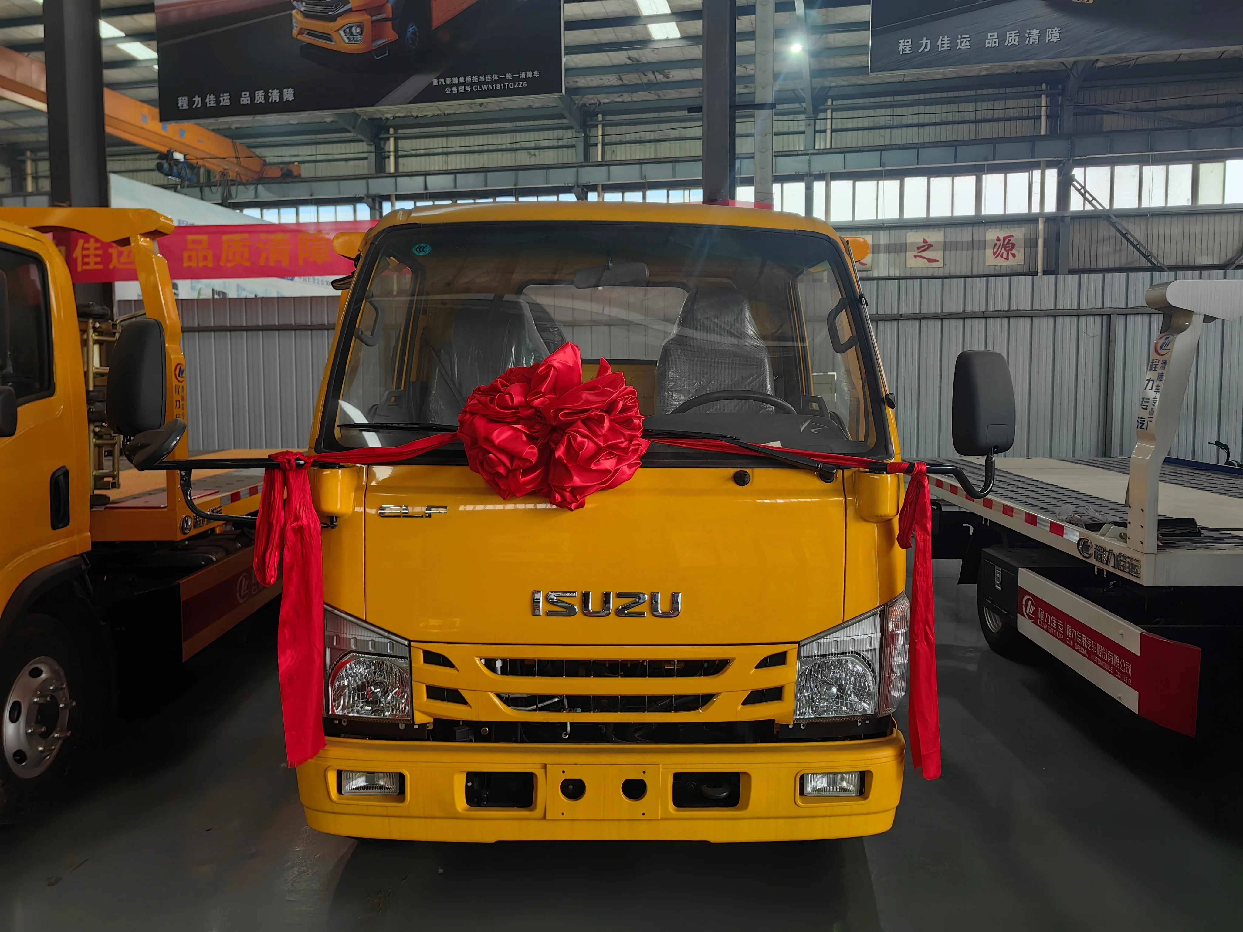120HP 3 Ton ISUZU Wrecker Truck with Crane Tow Truck for Road Rescue ...