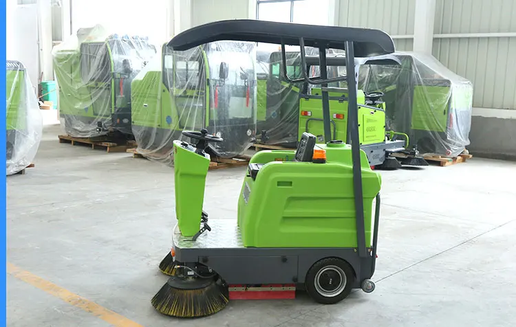 Portable Ride on Electric Sweeper - Efficient Cleaning