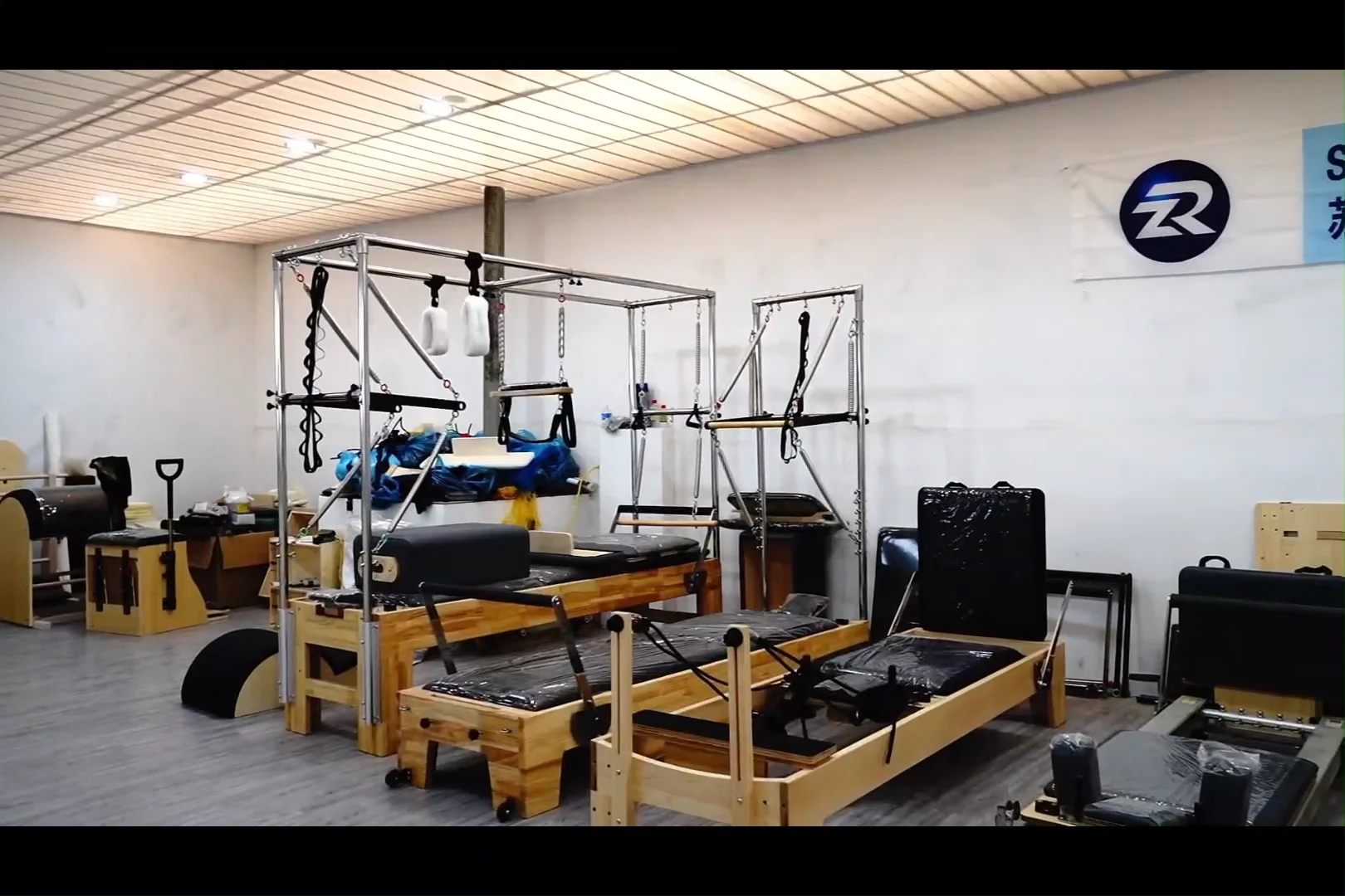 F2 System Multifunction Pilates Equipment With Springs And Loops ...
