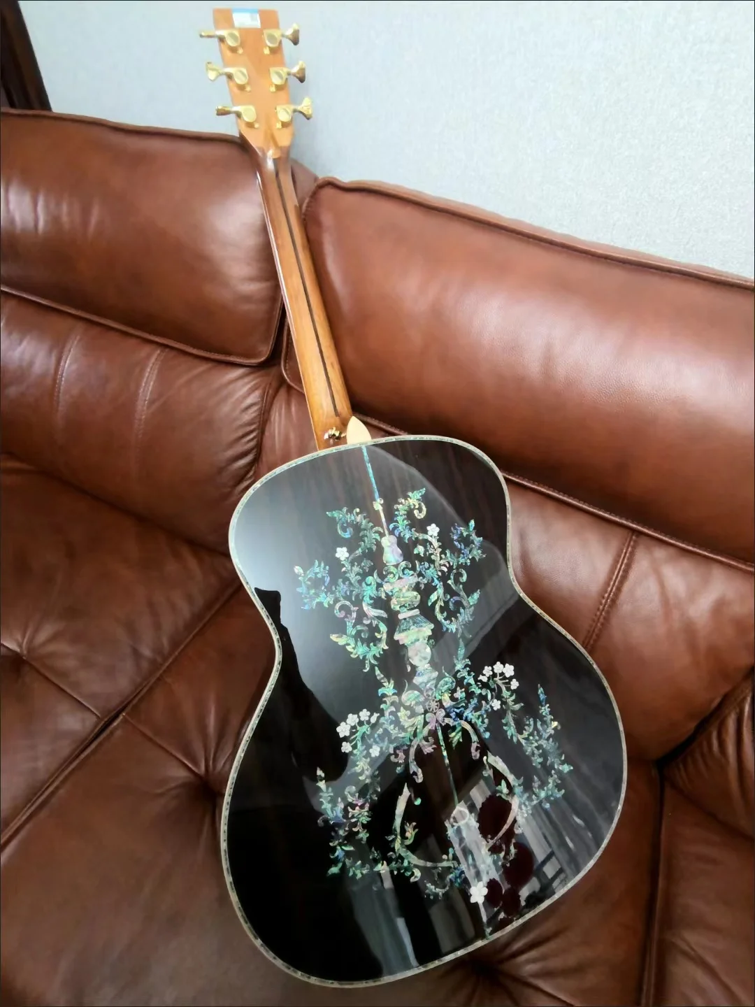 Y1000 All-Solid Electric Guitar: European Spruce Body, Ebony ...