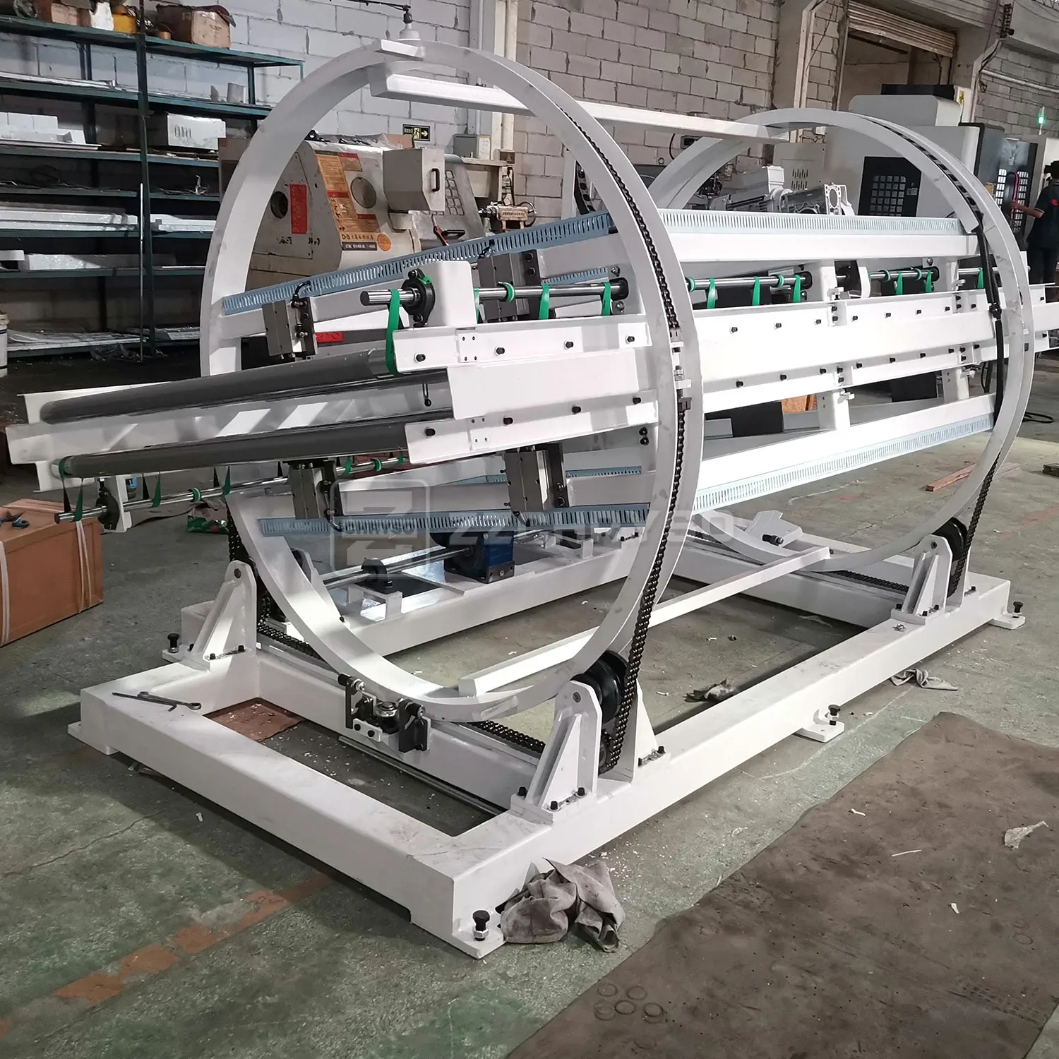 180-degree Tipping Tilter Machine - Efficient Board Turnover