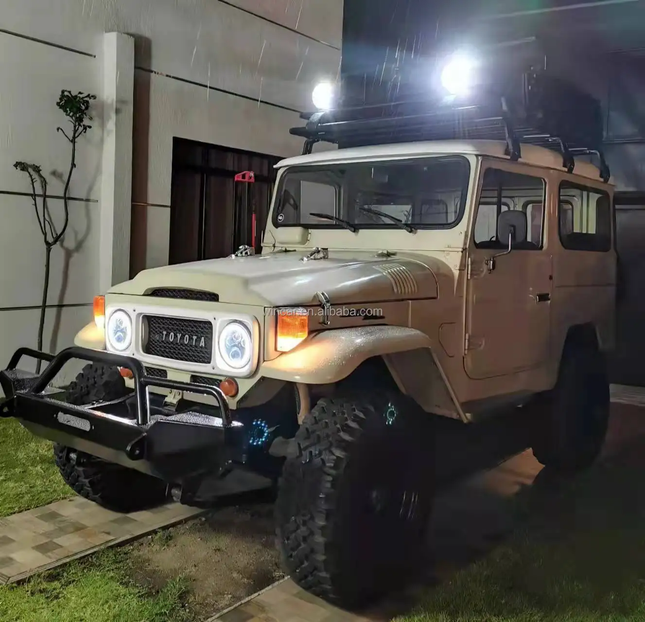 New Design Front Bull Bar for FJ40 - Durable & Stylish