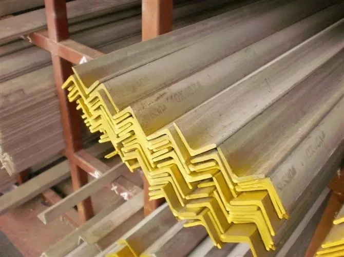 High Quality 2x2 Angle Iron 25*25 30*30 Steel Price per Kg
