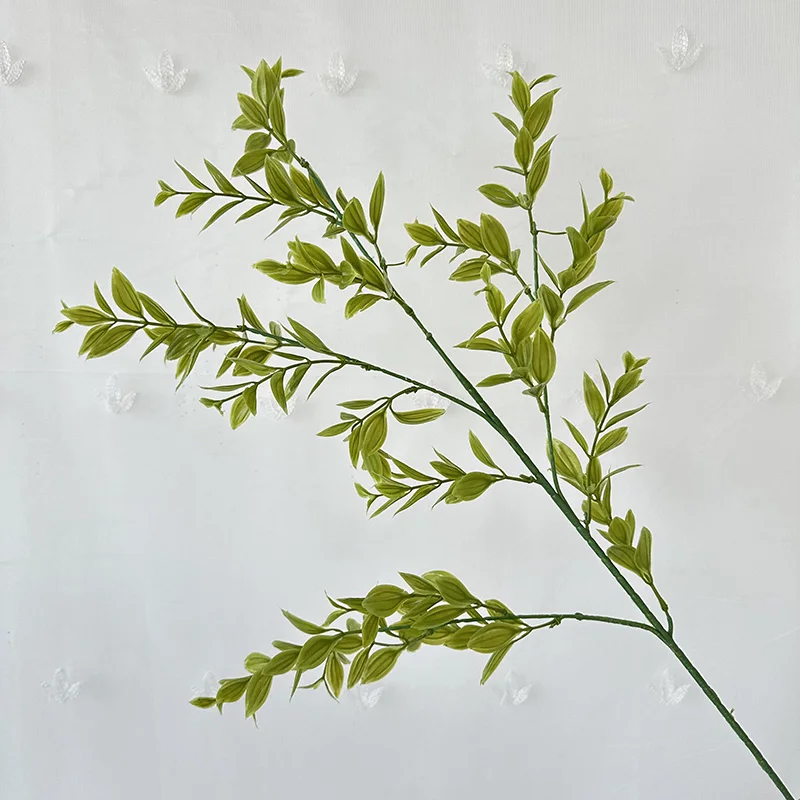 QYY Fantasy Green Artificial Fern Leaves Various Shapes Plastic Plants ...