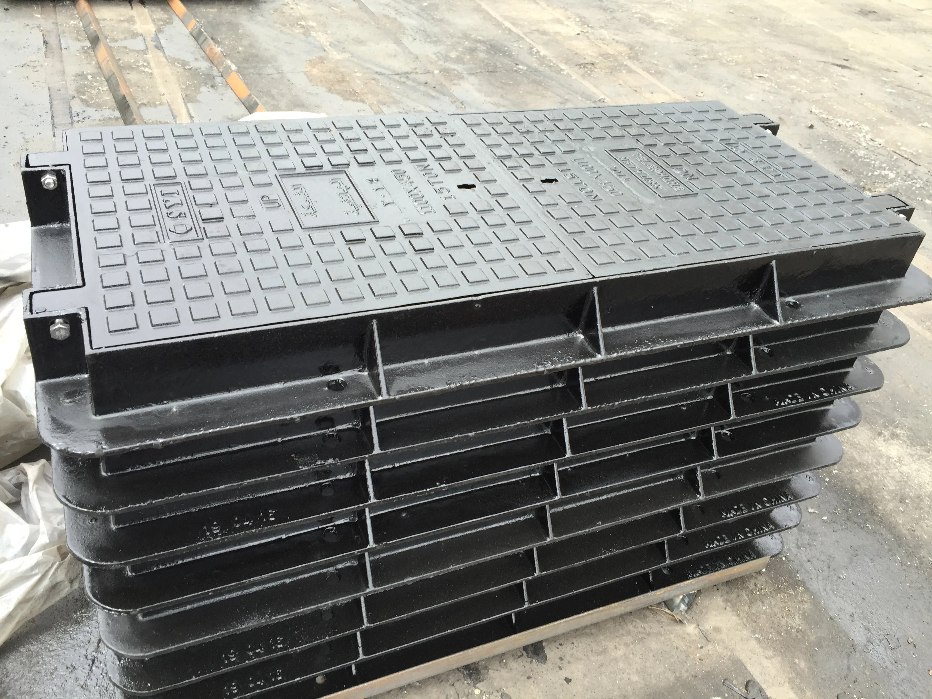 Customized Square Trench Waterproof Electrical Manhole Cover