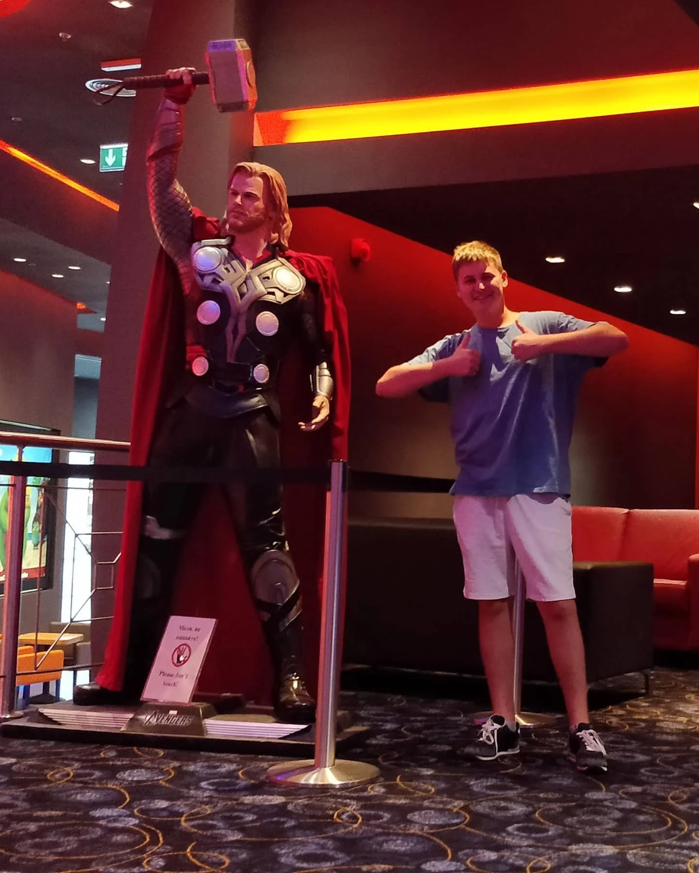 Custom Large Classic Anime Character Iron Man Mark Statue