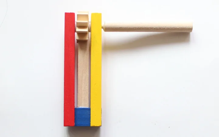 Traditional Matraca Toy - Wooden Spinning Rattle Ratchet Noise Maker ...