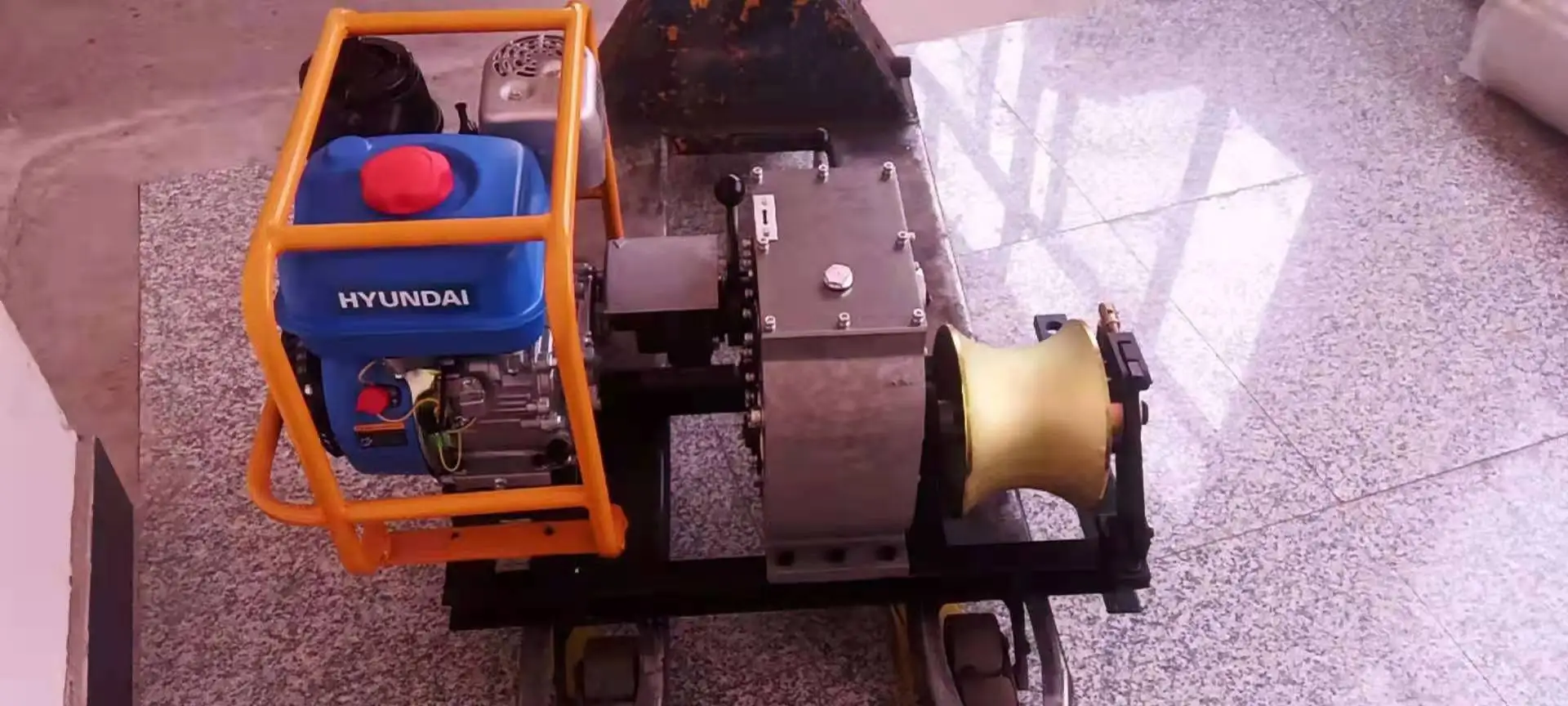 3 Ton Gasoline Engine Powered Winch Cable Puller Machine Gas Capstan ...