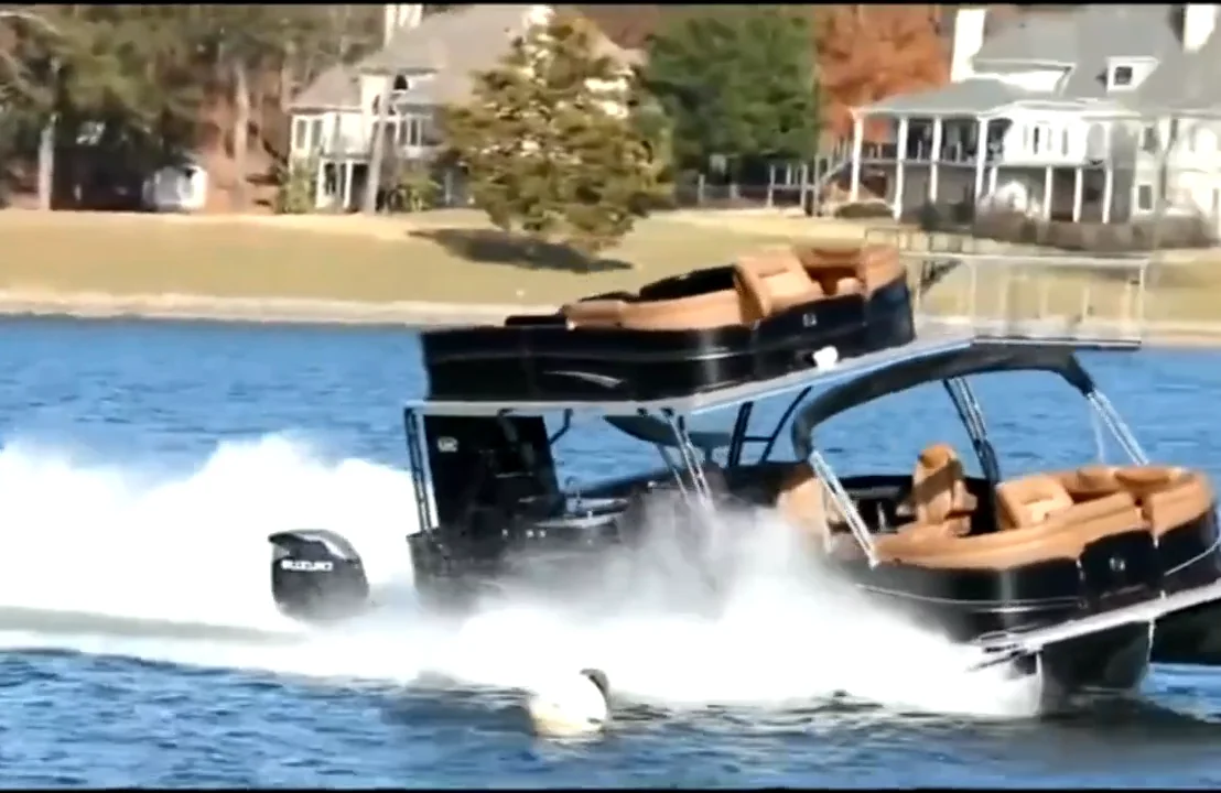 Party Boat Pontoon 6 Person Speed Boat Private Luxury Yacht Luxury ...