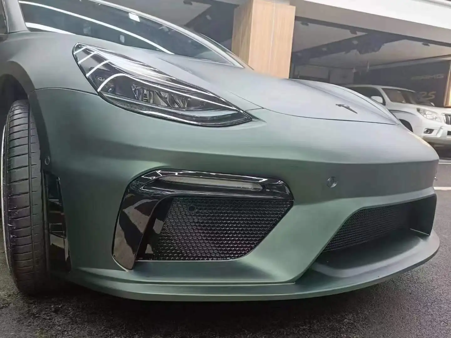 Runde Simple Installation for Tesla Model 3 Upgrade GT4 Style Front ...