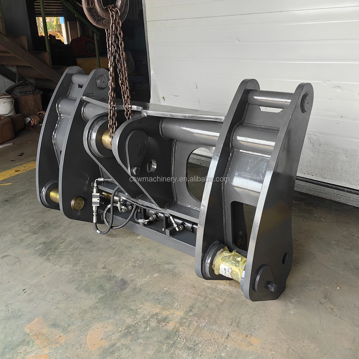 Hydraulic Quick Hitch for Wheel Loaders - Reliable & Durable