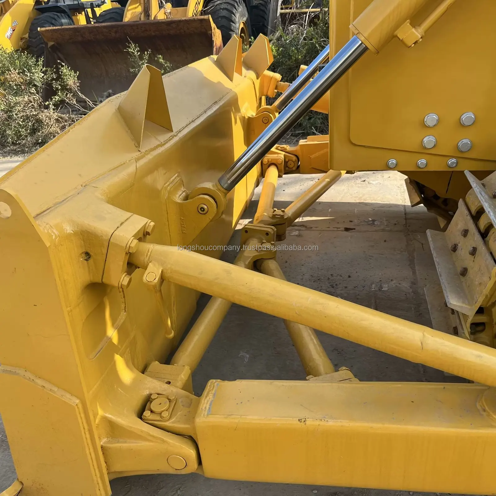 2023 Model Used ShantuiSD16SD22 SD32 Crawler Bulldozer With High Quality and Cheap Price Sd22/32 ...
