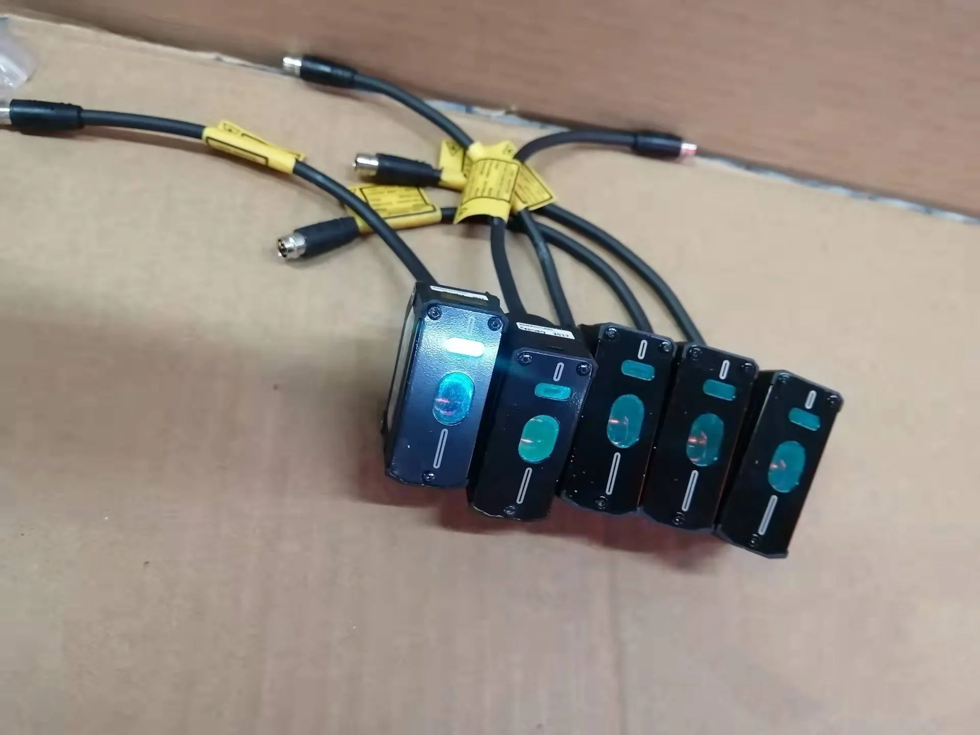 Latest Date Keyence Il-s065 65mm Cmos Laser Displacement Sensor ...
