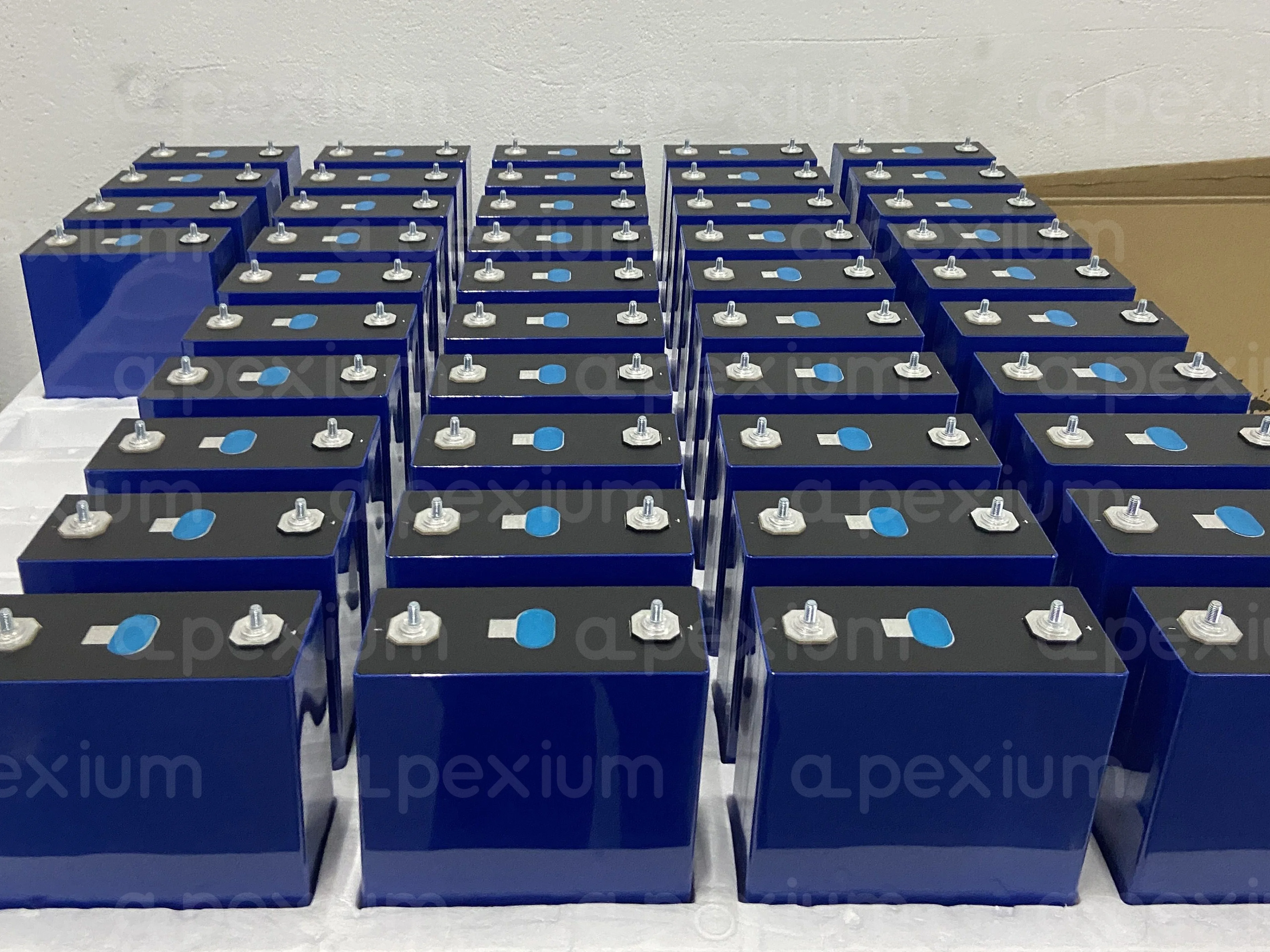 HSEV MB31 Cells - 314ah Lifepo4 Battery with 8000 Cycles