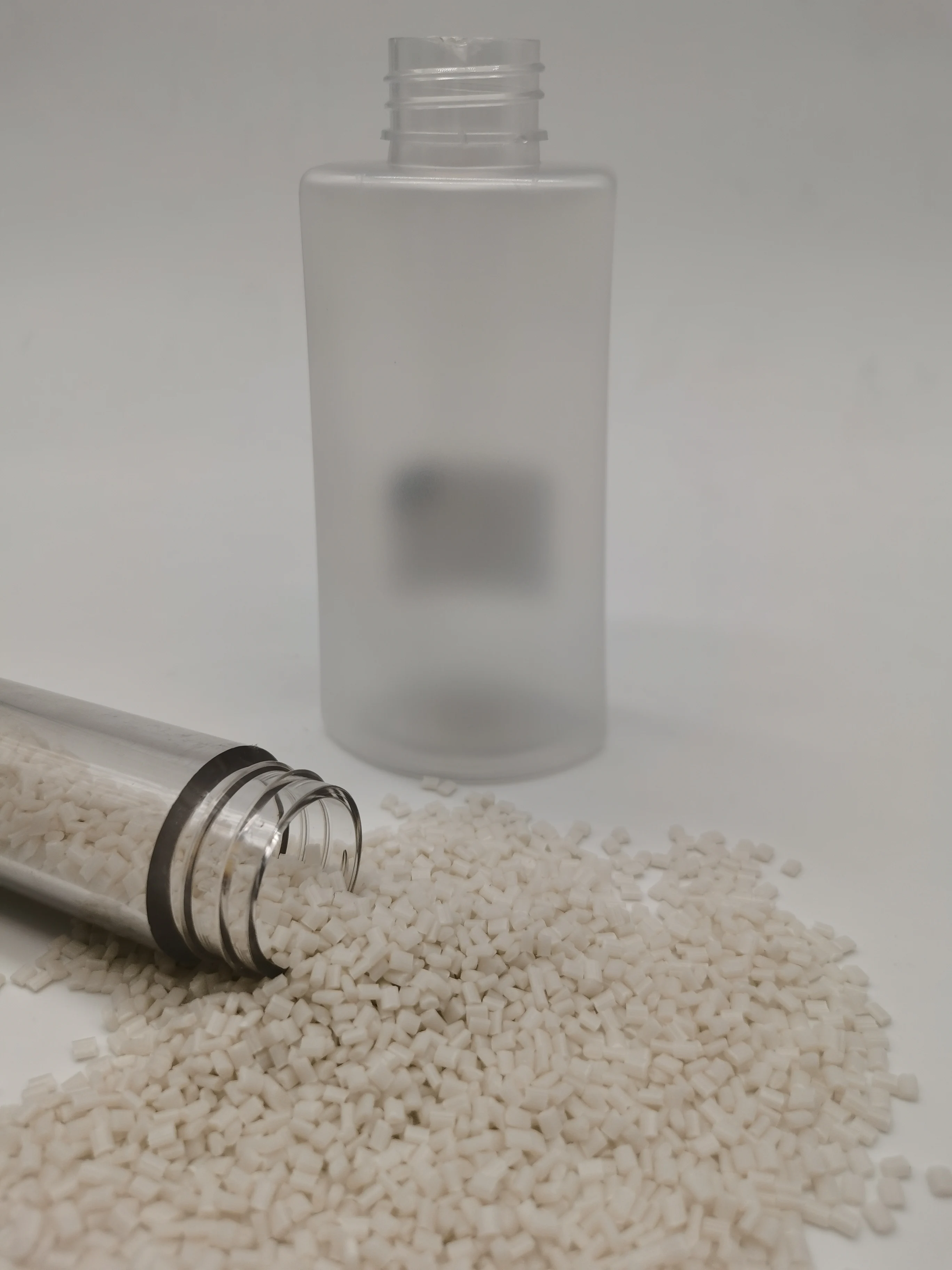 Sodium Sulphate Transparent Filler Masterbatch Cosmetic Bottle ...