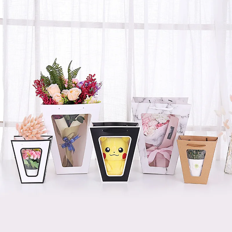 Eco-friendly Flower Bouquets Packaging - Recyclable & Stylish