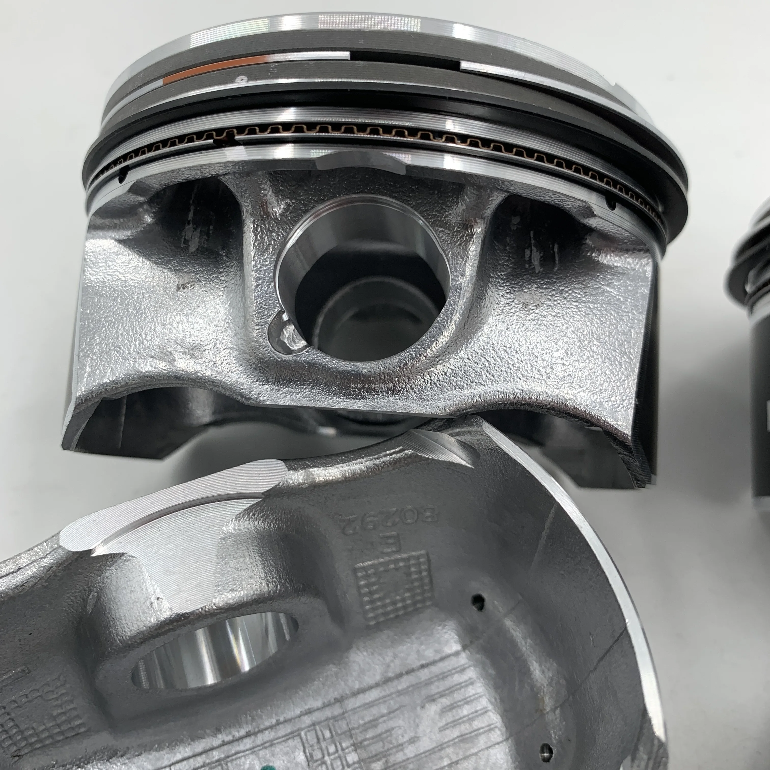 High Quality 86mm Piston Kit for Jeep Cherokee 2.0 Engine