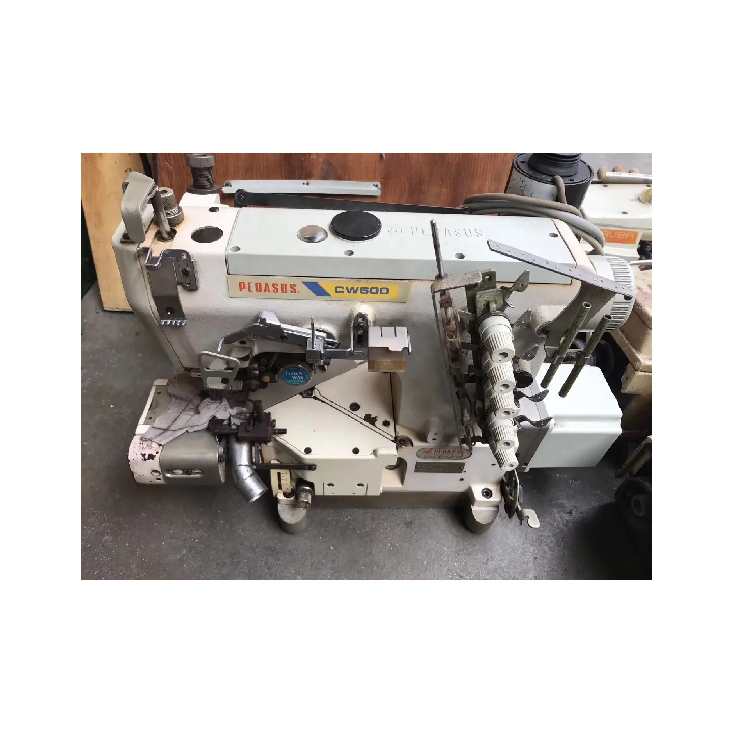 Pegasus Cw600 Series Three-needle Five-thread Sewing Machine - Buy ...