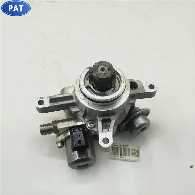 PORSCHE PANAMERA S 4.8L 970 2010-2016用PAT高圧燃料ポンプ94811031525 94811031524 ...