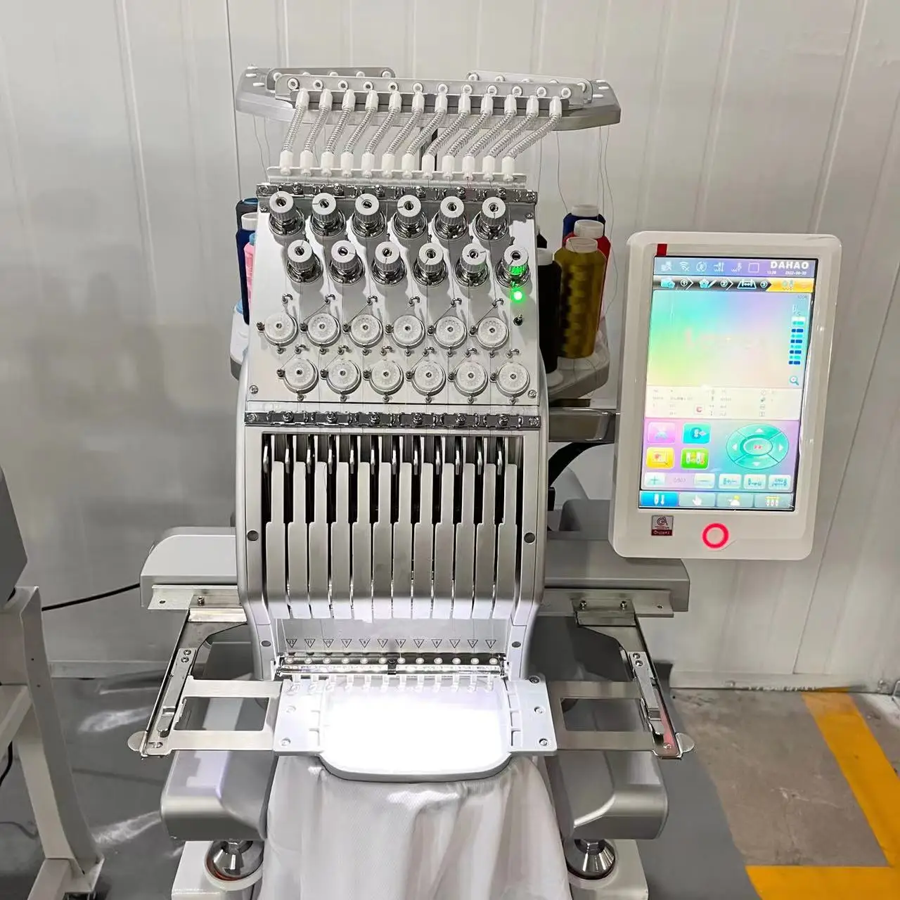 Single Head 12 Needles Computerized Embroidery Machine for Garments ...