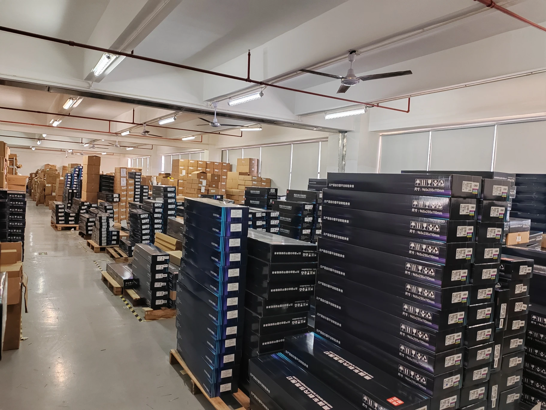 Universal 18-LED Phantom Ambient Light Magic Color Atmosphere Lamp for ...